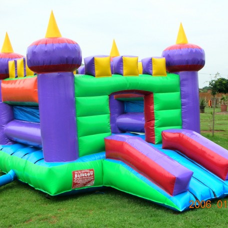 Harry Potter Jumping Castle - Rainbow InflatablesRainbow Inflatables